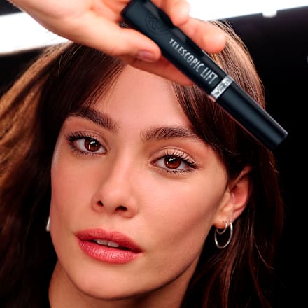 L'ORÉAL PARiS řasenka Telescopic Lift, černá, 9,9 ml | dm.cz