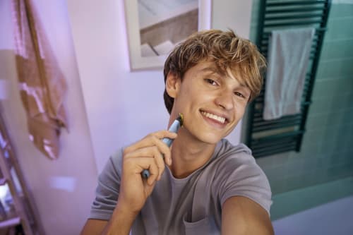 PHILIPS OneBlade Elektrischer Rasierer First Shave QP1324/20, 1 St | dm.at