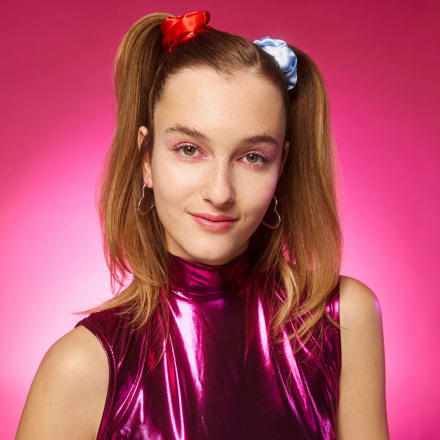 essence HARLEY QUINN paleta senki za oči - 01 Hey Puddin‘, 1 kom | dm.rs